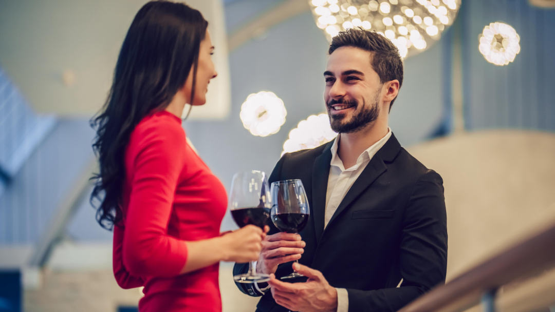 The Benefits of Hiring an Escort - Vivastreet
