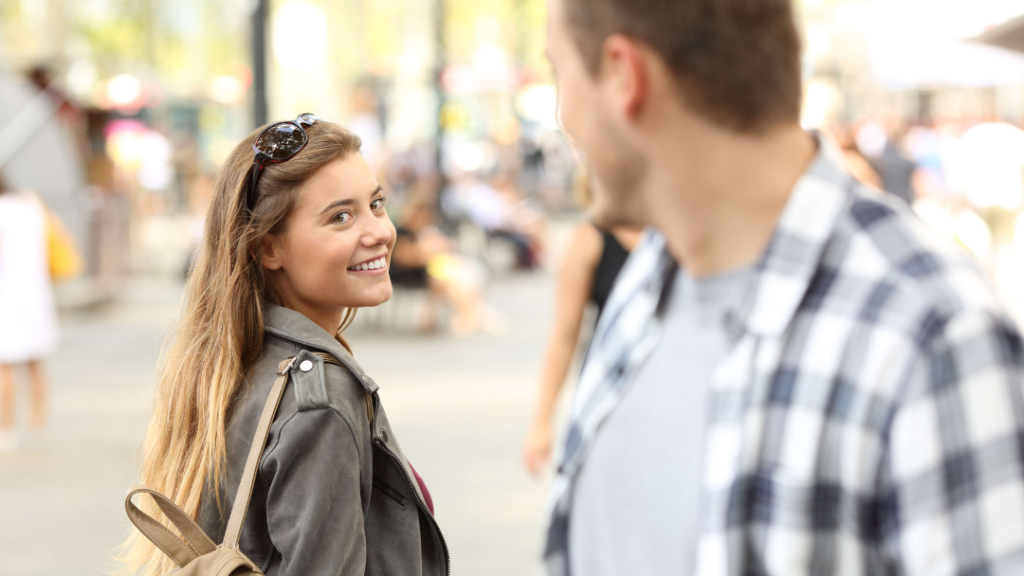 How to Flirt With a Guy or Girl: 11 Ways to Flirt With Finesse - Vivastreet
